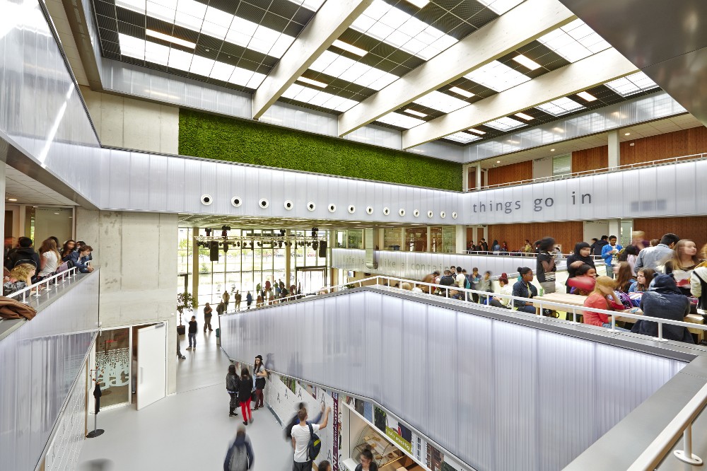 'C2C-school' Schravenlant officieel geopend - architectenweb.nl