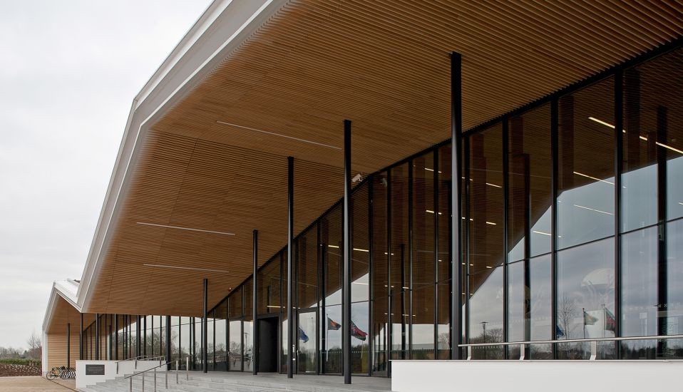 Derako International B.V. | Derako Grill plafond systeem ...